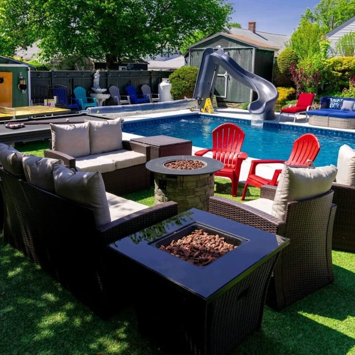 New Heated Pool Hot Tub ! 13 Bed 3 Bath Downtown ! - Providence, RI