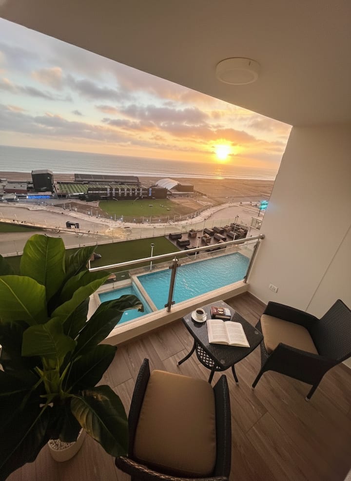 Dpto. Con Vista Frontal Mar/piscina En San Miguel - Perú