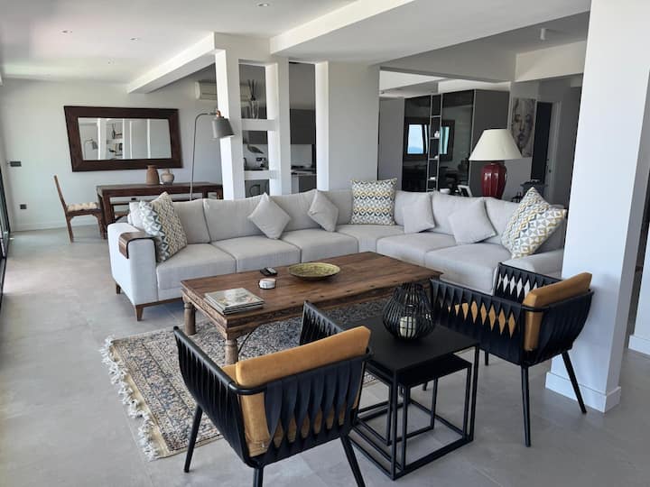 Urla Villa: Luks, Super Manzara, 5 Oda, 10 Kişilik - Urla