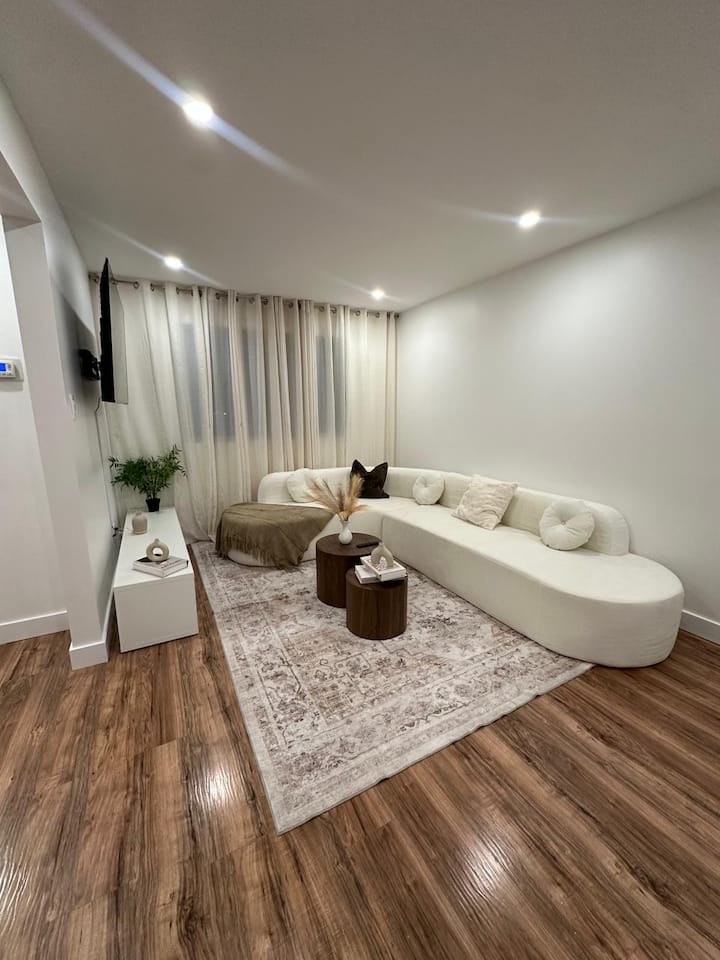 Luxueuse Maison De Ville Montréal Free Parking - Brossard