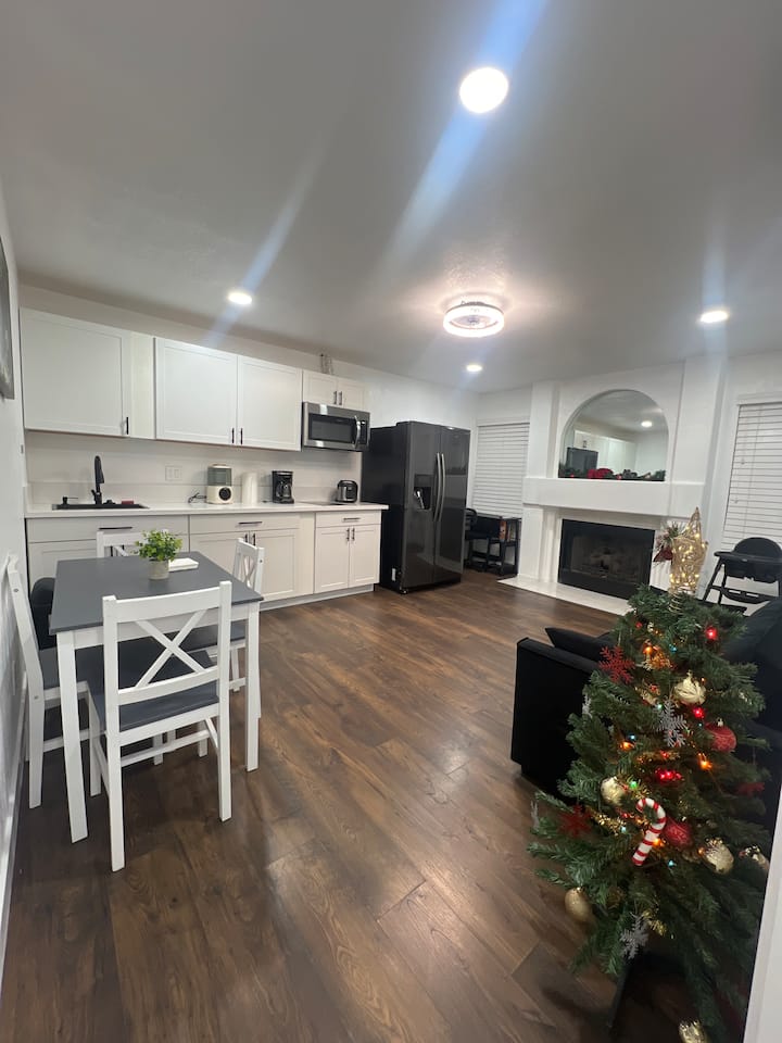 Gorgeous Private Studio In North Las Vegas - North Las Vegas, NV