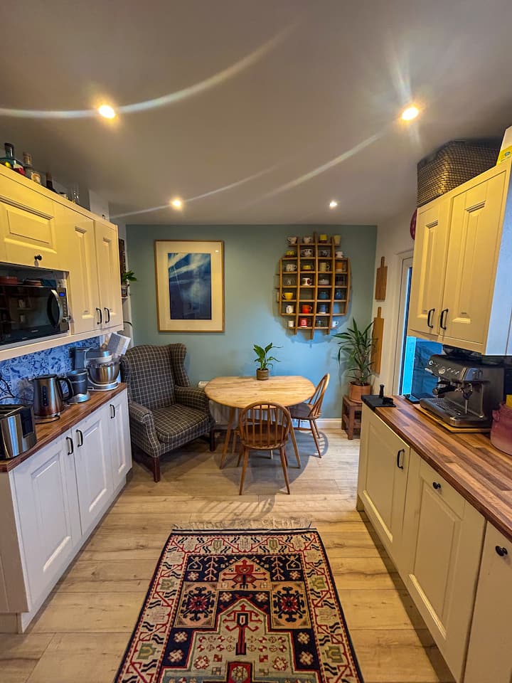 Cosy 2 Bedroom House In Kimmage - Dublino