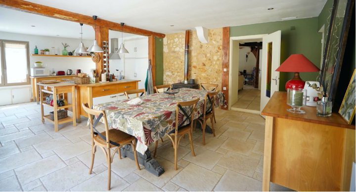 Maison En Pierre Dans Un Petit Village De Dordogne - Bergerac