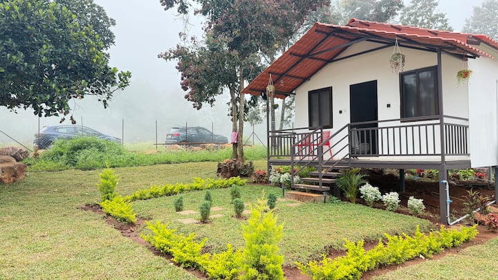 Tranquil Resorts, Tiny Cottage 3 In Yelagiri - Yelagiri