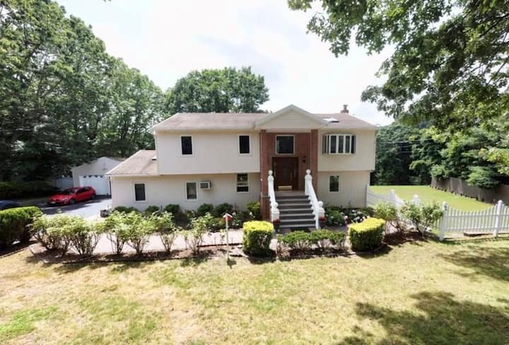 Beautiful House In Long Island, Ny - Huntington, NY