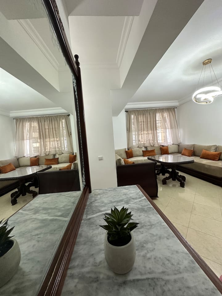 Appartement Sur La Corniche Avec Parking Sous-sol - Tangier