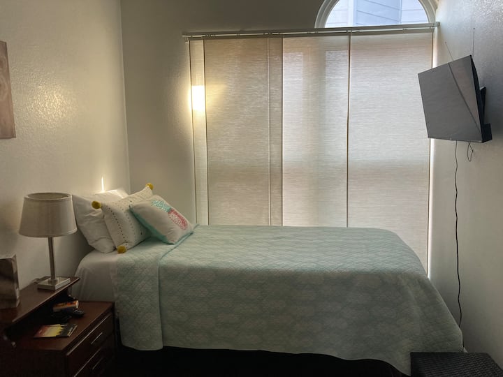 Descanso Y Privacidad En En Un Lugar Acogedor - Irving, TX