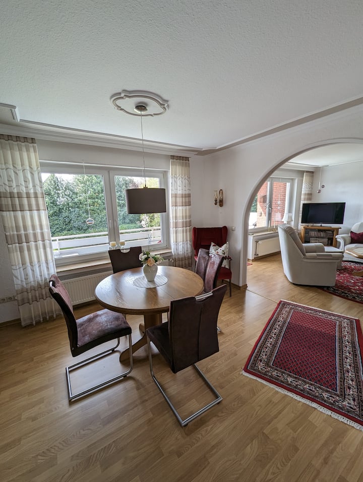 Ferienwohnung "Leni" (90m²), Parkplatz / Balkon - Meppen