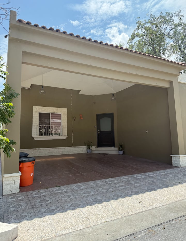 Exclusiva Casa En Residencial Privado - 薩爾蒂約