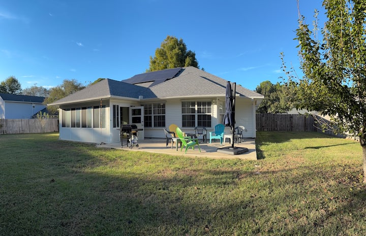 Jnj House In Navarre Close To Beach And Golf - Navarre, FL
