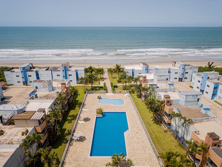 Apartamento Com Piscinas - Pé Na Areia - Itapoá