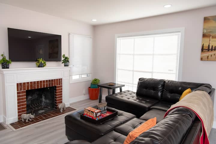 Zen 3-bedroom Oasis Near Oak Airport & Coliseum - Oakland Zoo, Oakland