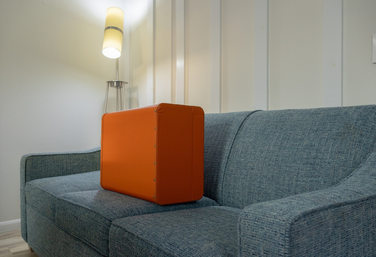 Studio avec très grand lit simple - 1er étage - Hôtels à louer à Kill ...