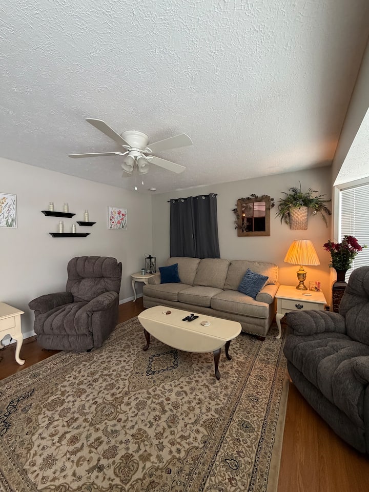 A Place To Call Your Own - 3 Br Home - Avon, OH