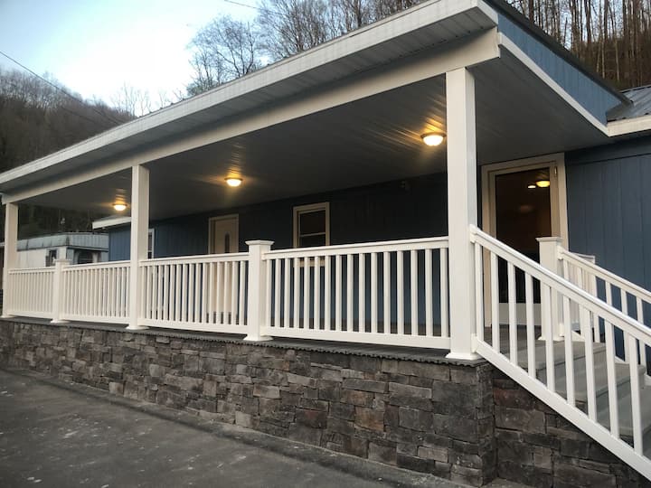 Maybeury Atv Resort, Lodge
*Minutes To Trails* - Northfork, WV