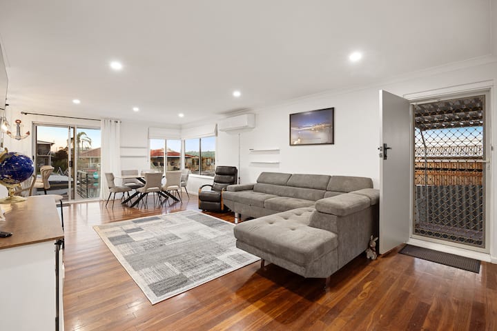 The Jetty House + Waterfront Canals + Dogs - Pinjarra