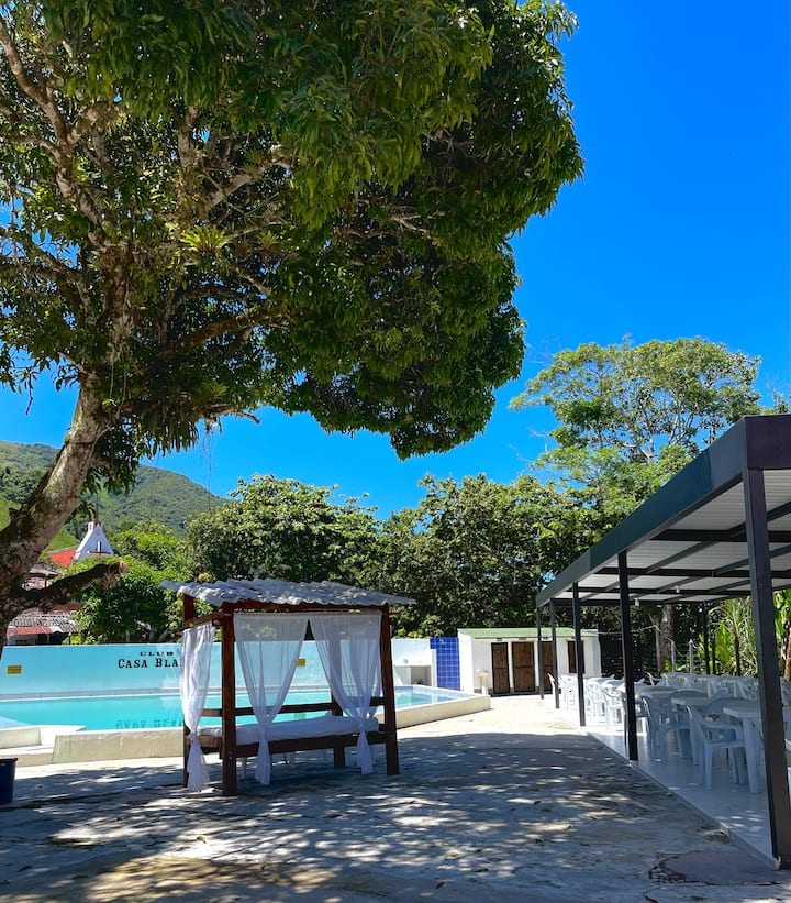Cabañas Casa Blanca - Cisneros