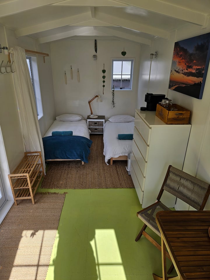 Beachy Cabin - Mount Maunganui
