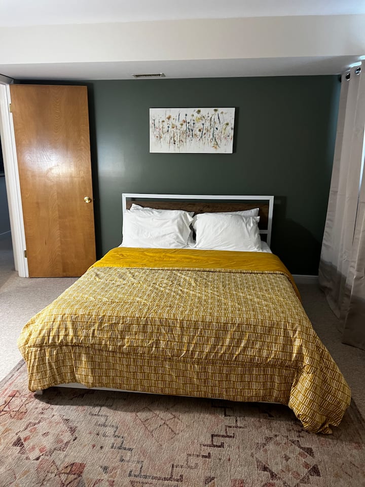 Comfort • 1br W/ Fast Wi-fi - Hagerstown, MD