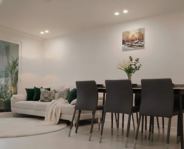 성심당.용문역.넓고편한거실.둔산5분.주차2대.야구장.여행.출장.단체 - Daejeon