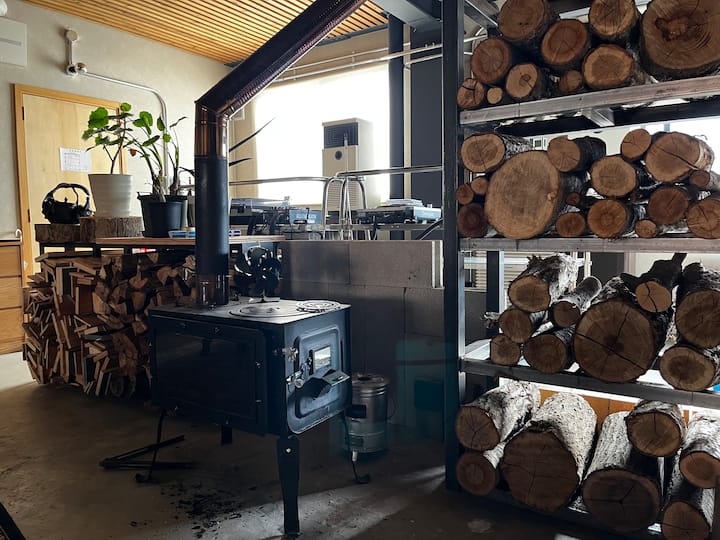 『限定1部屋 150㎡の広々1フロア 4室個室付き キャンプ気分が味わえる イベント会場近くの宿』 - Sapporo