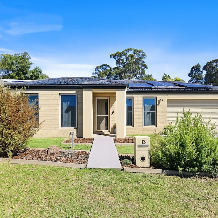 Little Swiss Retreat Drouin/warragul · 墨尔本小瑞士周末别墅 - Warragul