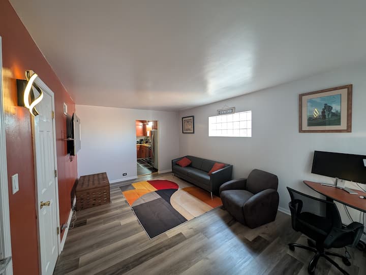 De-lima Quaters: Ideal For All Groups - Chicago, IL