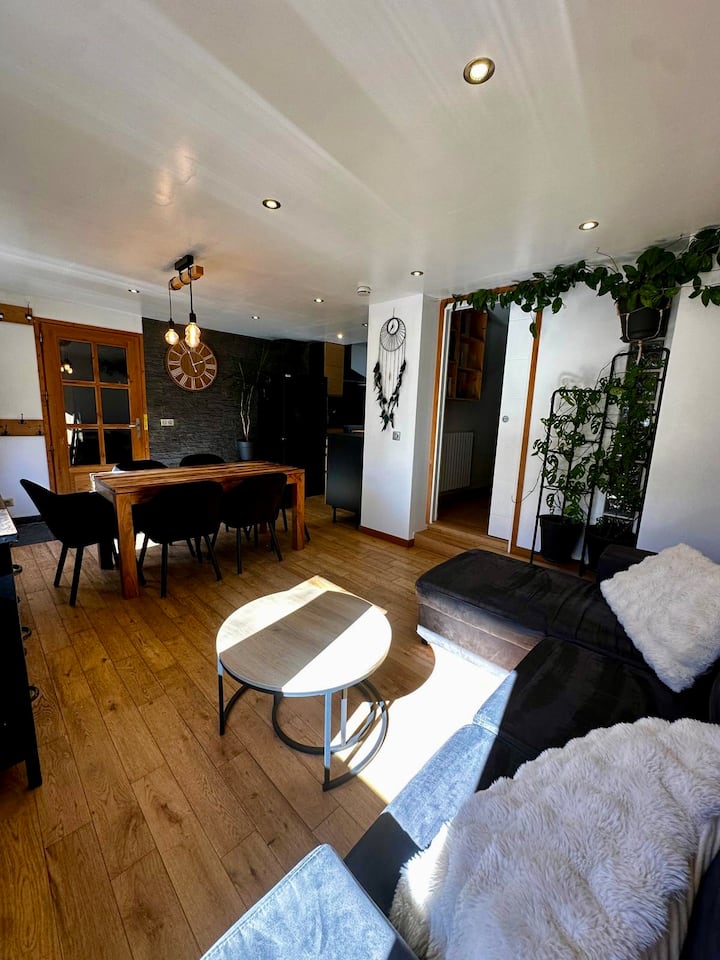 Apprt 6 Pers Rdc Chalet Savoyard 
Pied Des Pistes - Tignes