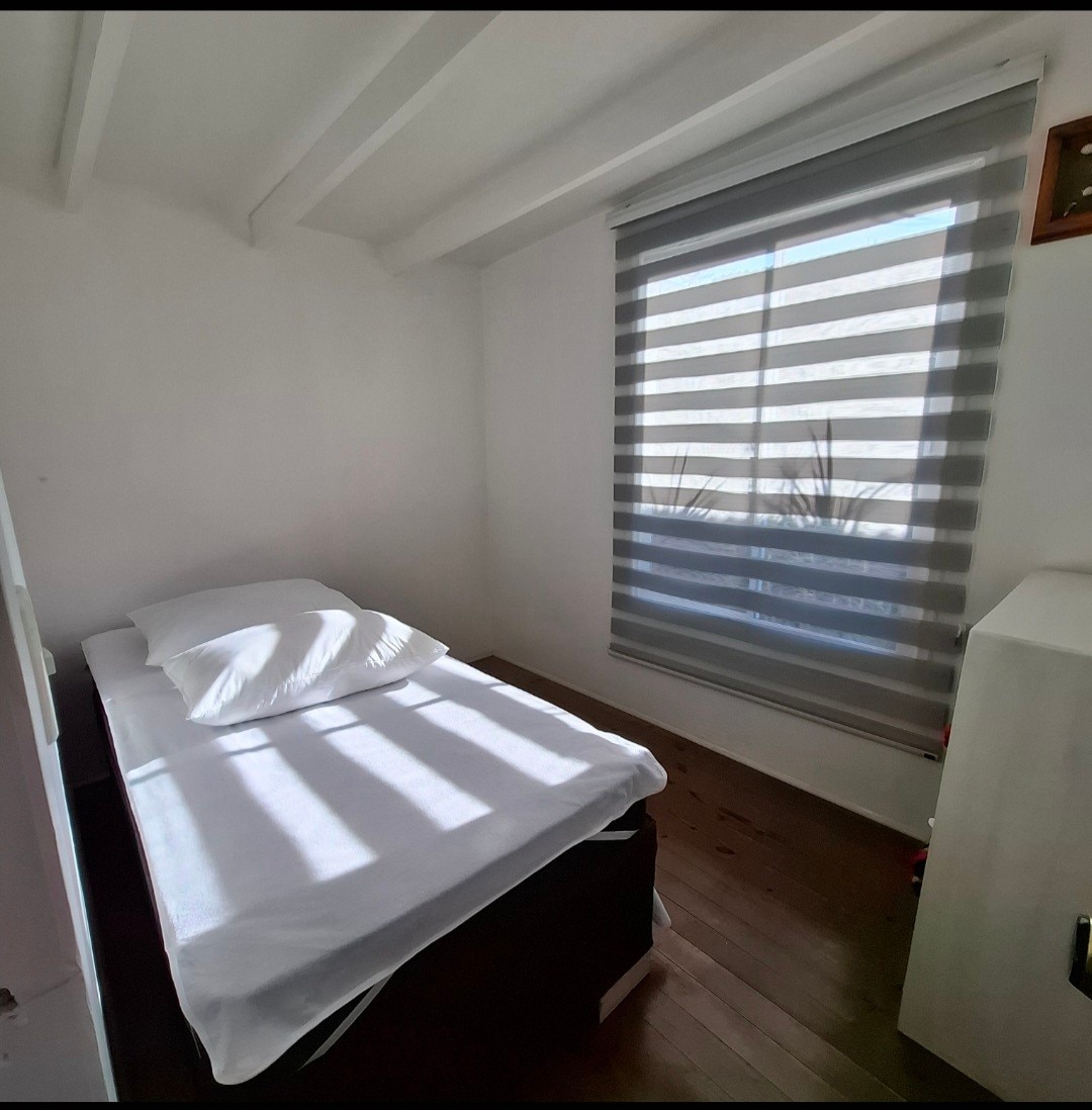 Cabin 4/p centrally located and two blocks from the beach - Cabins for ...