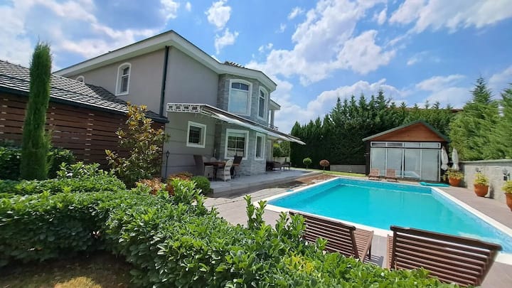 Villa Ivoli Part Of Sunny Hills Bardovci - 스코페