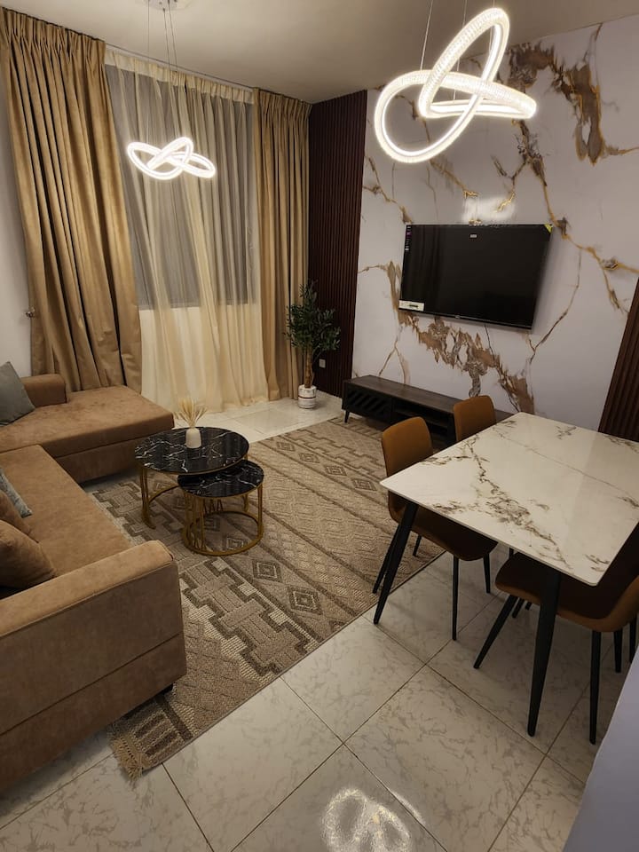 Luxurious 2 Bedroom Hall In Ajman Corniche - アジュマーン