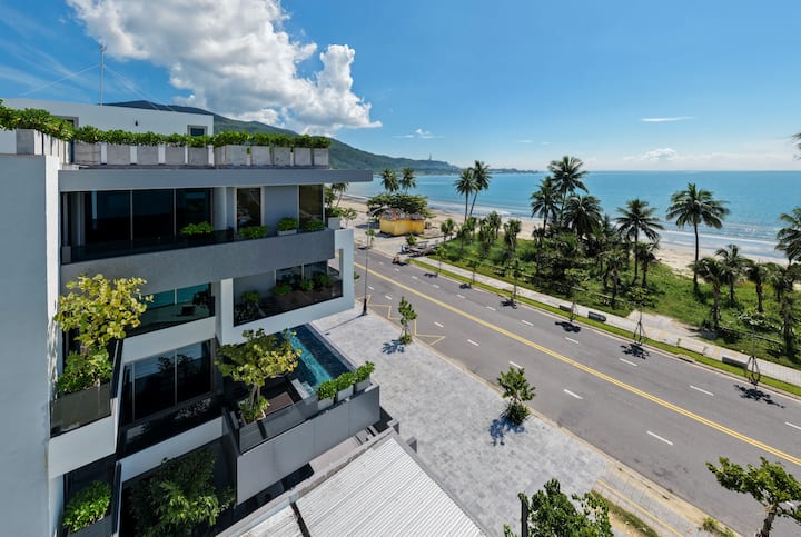 Contemporary & Modern 7br Beach Villa W/pool - 峴港
