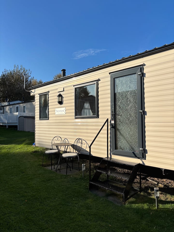 Traditional Static Caravan Experience - Eyemouth
