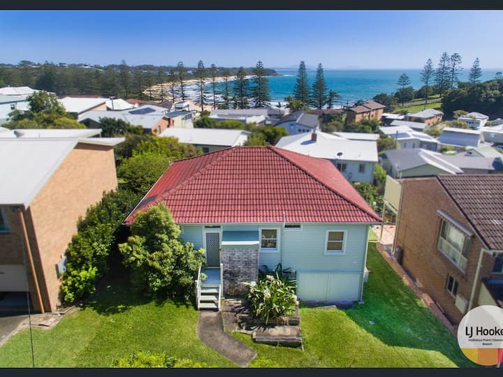 Black Head Family Home 5 Minutes Walk From Beach - Australien