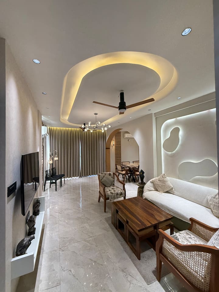 (Boho Theme)3bhk Luxury Apartment On Airport Road. - Panchkula