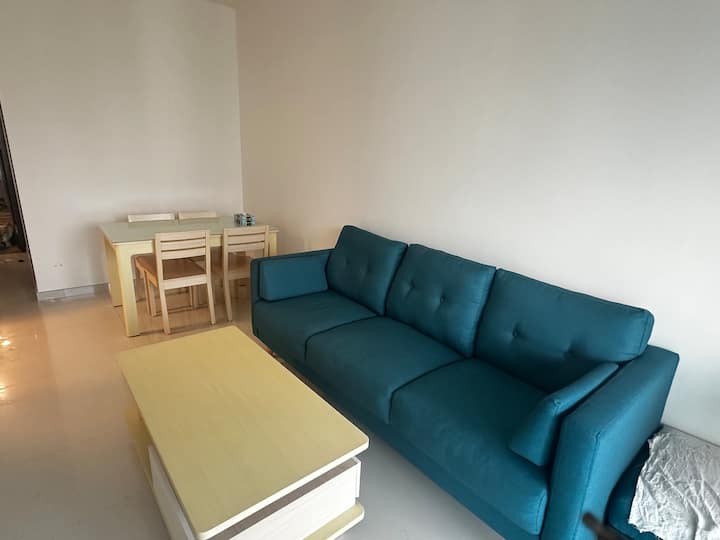Cozy Seaview Two-bedroom Apartment In Forest City - Kukup