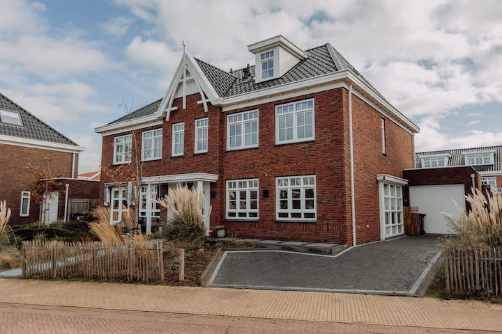 Beach Villa - Between Rotterdam And The Hague - Hoek van Holland