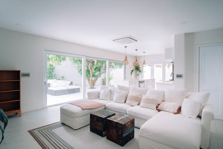 Stylish 3br Island Retreat|walk To The Beach &Town - Aruba