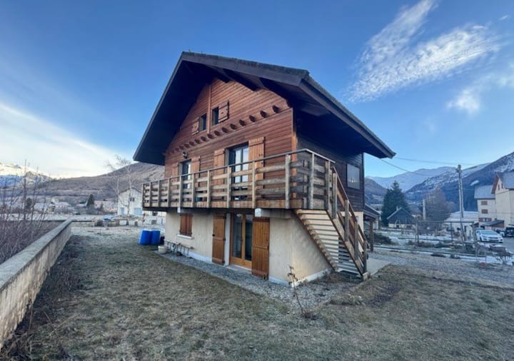 Grand Chalet à Proximité Des Pistes - Saint-Léger-les-Mélèzes