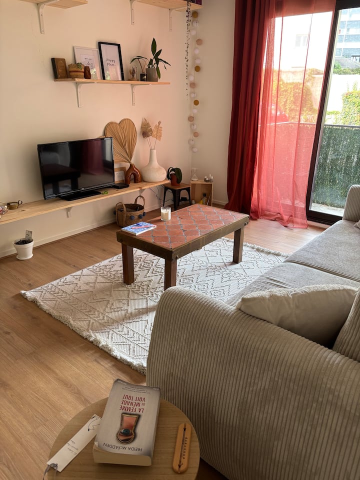 Appartement Proche Centre-ville Avec Parking - Vannes