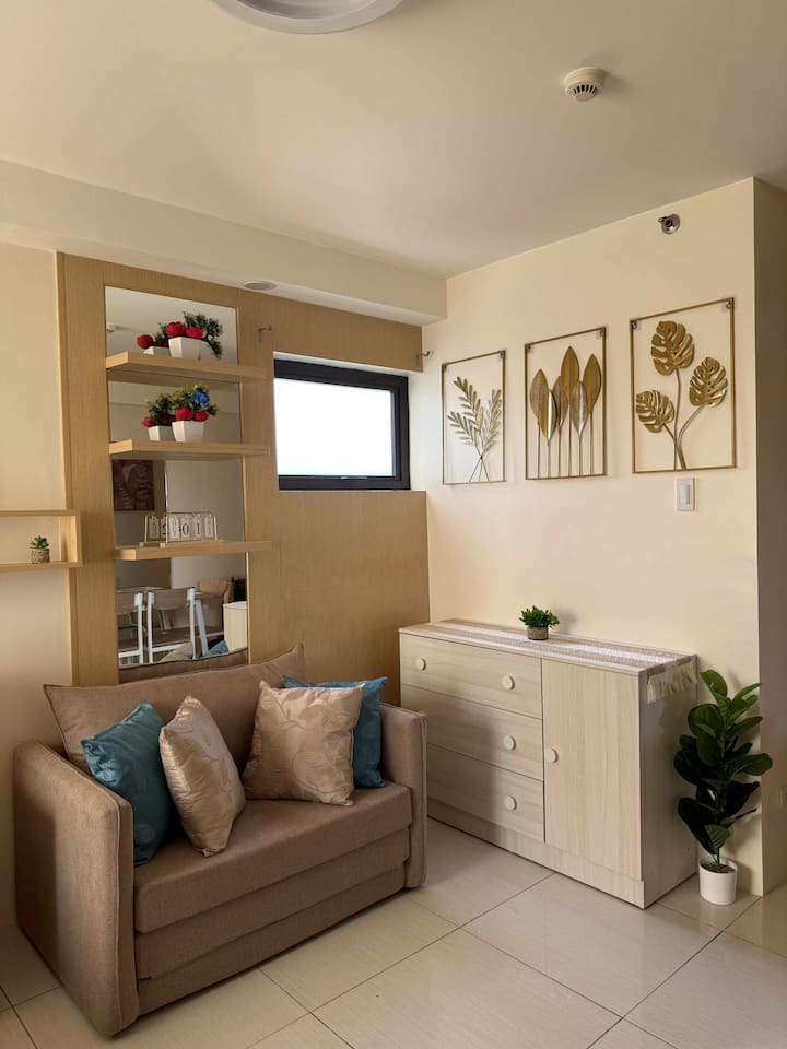 Casa Maia (A Persimmon Condo Studio) - Lahug