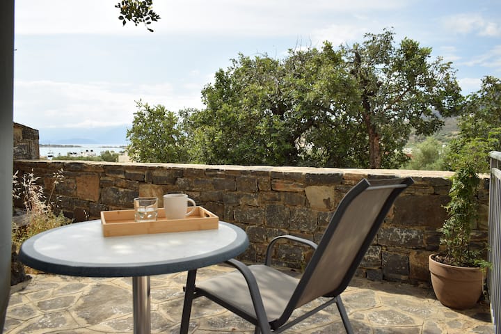 Sea View & Exclusive Garden Oasis | Korinthos - Elounda