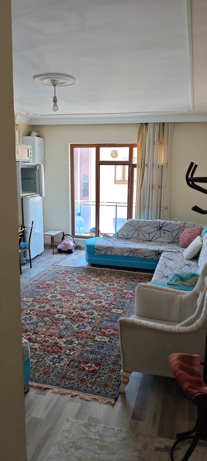 1+1 Merkezi Güzel Konumda Her Yere Yakın - Van