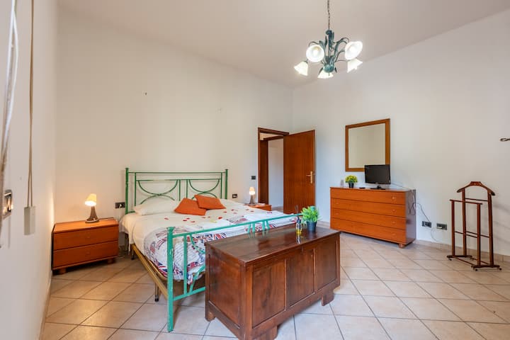 [Dolce Antichità]100mq Flathome+2suite - Prato