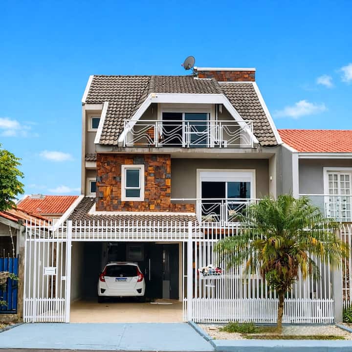 Casa Executiva Premium - 4 Quartos - 2 Suites - São José dos Pinhais