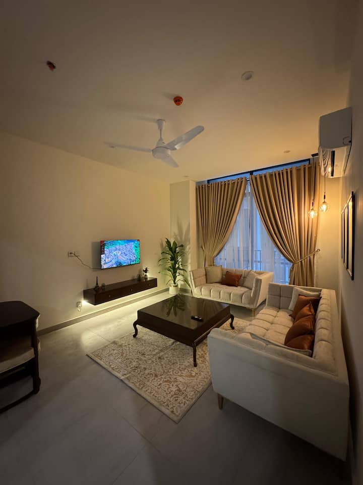 Skyparkone | Premium 1-2br Apt W/google Smart Tv | - Islamabad