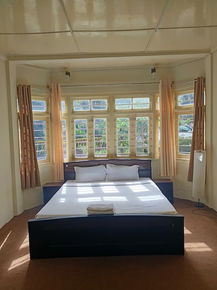 2bk Beehive - Shillong