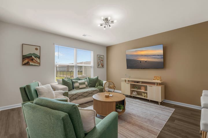 Barefoot Bayou
• 2 Miles To Surfside Beach • - Murrells Inlet, SC