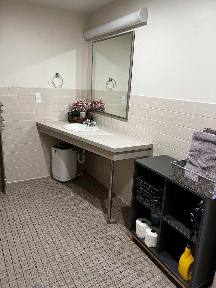 2bedroom 1bath Loft Apt Middle Of San Diego - San Diego, CA