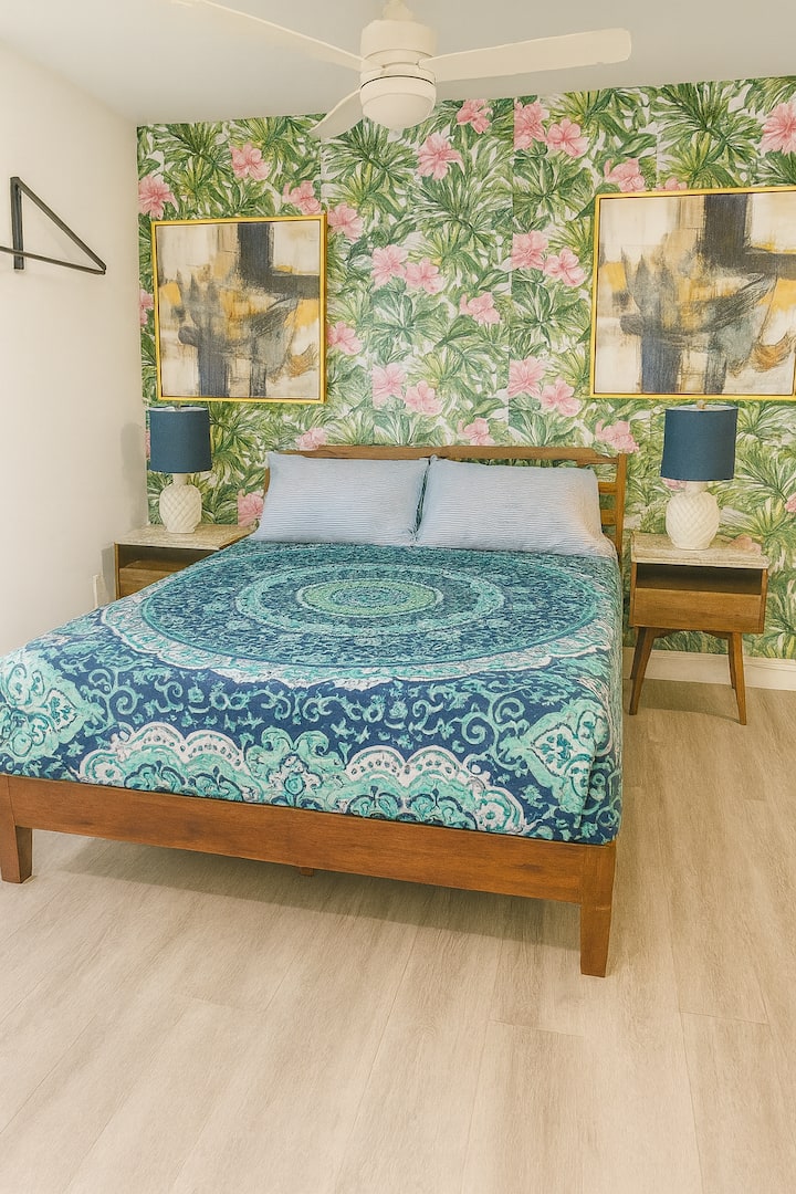 1/1 Relaxing Retreat In Sunny Bonita Springs - Bonita Springs, FL